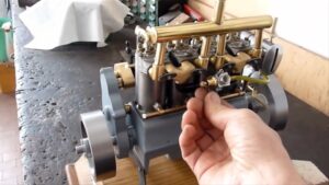 World’s Smallest Gasoline Engine - Technology Breakthrough